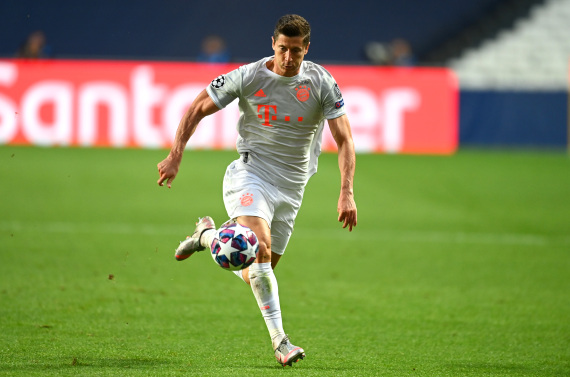 Lewandowski on his way to new heights