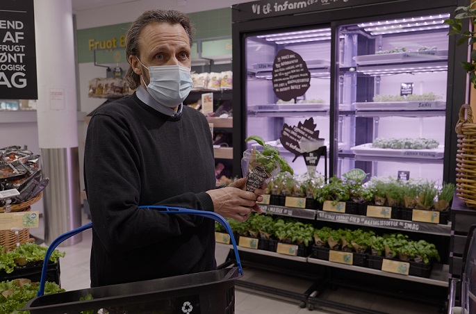 1,334 infected with COVID-19 after full vaccination in Denmark