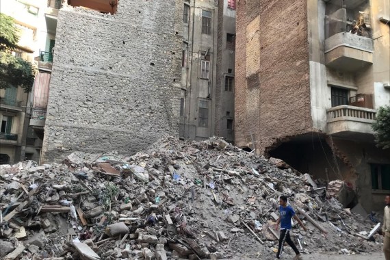 6 killed in building collapse in Cairo