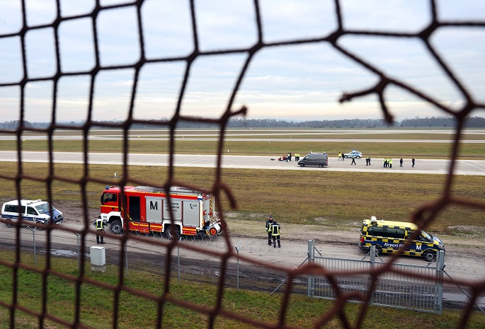 Climate protesters target airports in Munich, Berlin